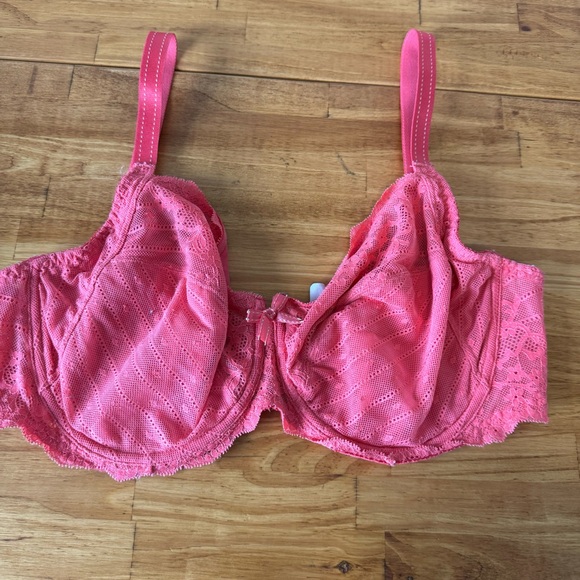 Chantelle | Intimates & Sleepwear | Chantelle Pink Sheer Lace Underwire ...